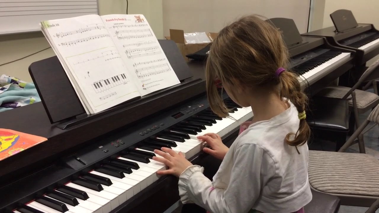 Pianoforte 1: French-Fry Bandit (Aideen) - YouTube