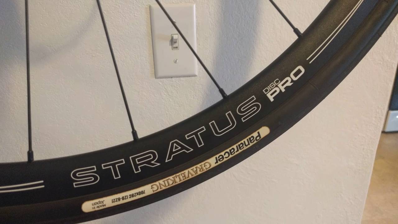 Reynolds Stratus Pro Disc Freehub Sound - YouTube