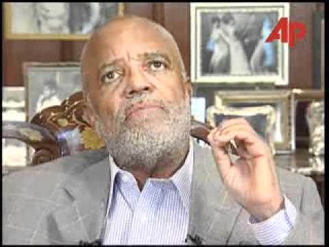 Motown record label founder Berry Gordy talks MJ's death - YouTube
