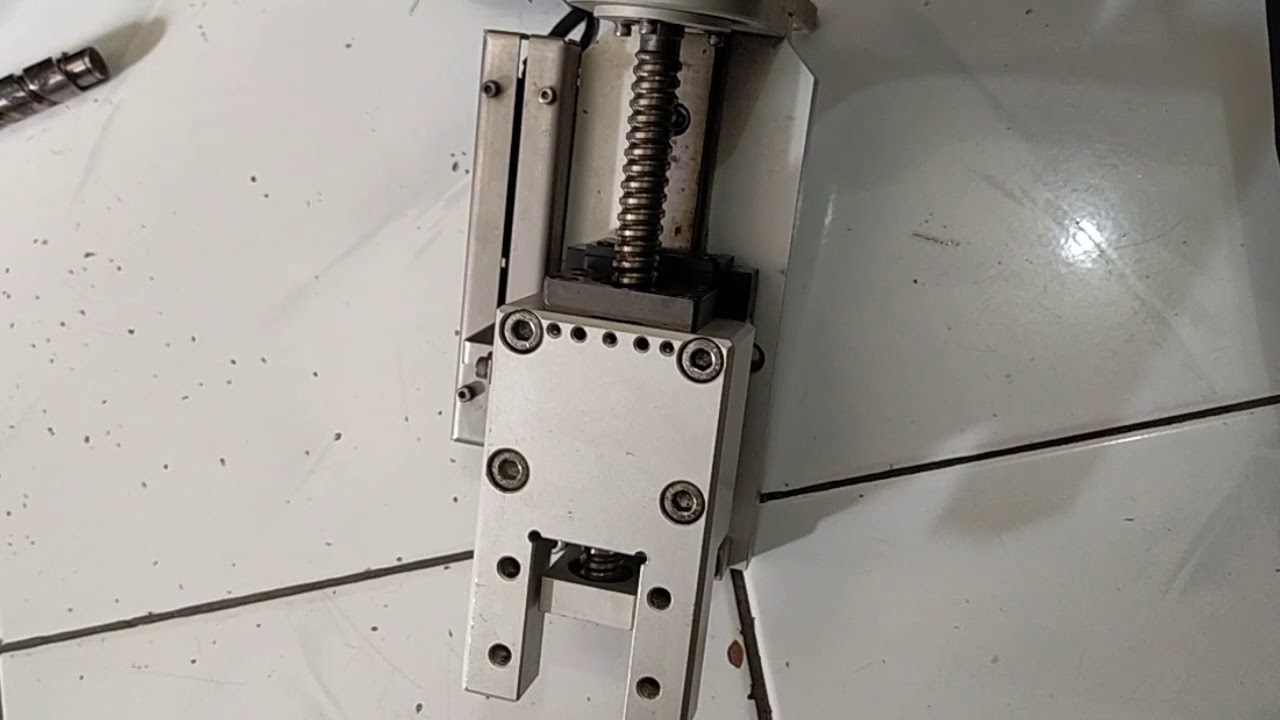 rail guide tsubaki - YouTube