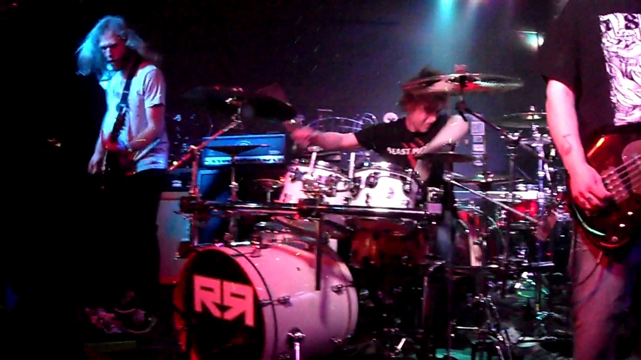 KIRRA live at Thunder Ally 4 6 2017 - YouTube
