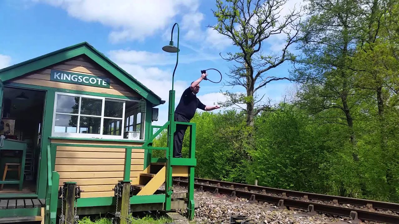 Bluebell Railway Kingscote Signalbox 17/05/15 11am ex SP - YouTube