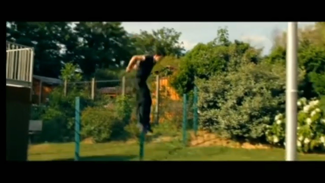 Arthur short Ation movie Parkour directed by Serge Ramelli - YouTube