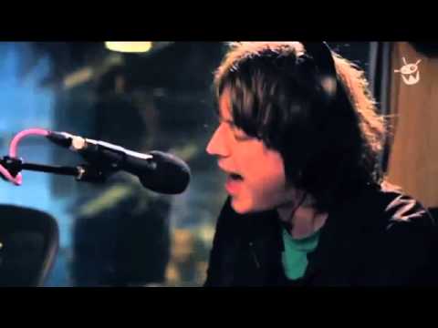 The Vines Clint Eastwood Cover Gorillaz) YouTube - YouTube