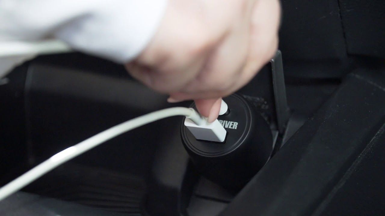 Car and Driver Dual Port Fast Car Charger Adapter USB-C and USB High ...