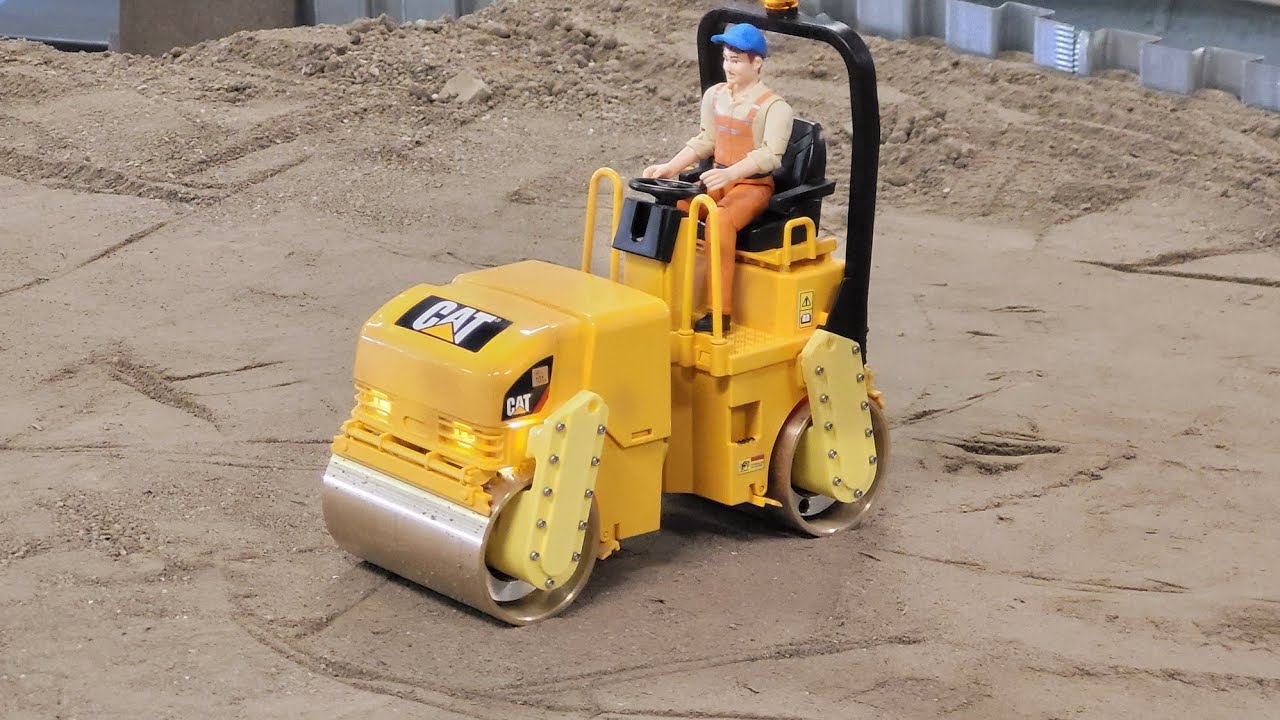 Radio Controlled Mini Roller - CAT - YouTube
