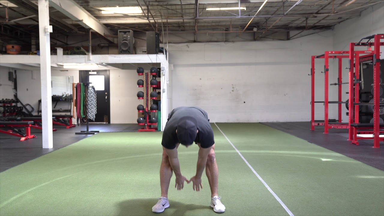 Zombie Squat With Reach Through - YouTube