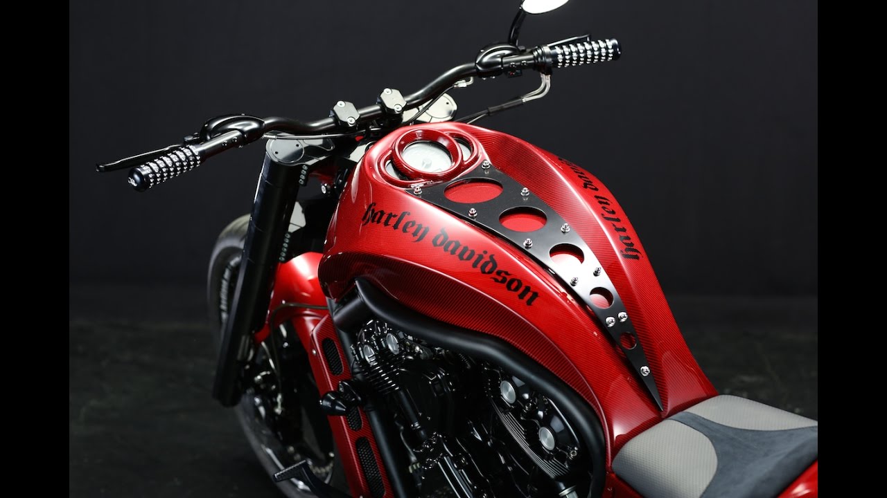 Harley Davidson custom V Rod red carbon - YouTube