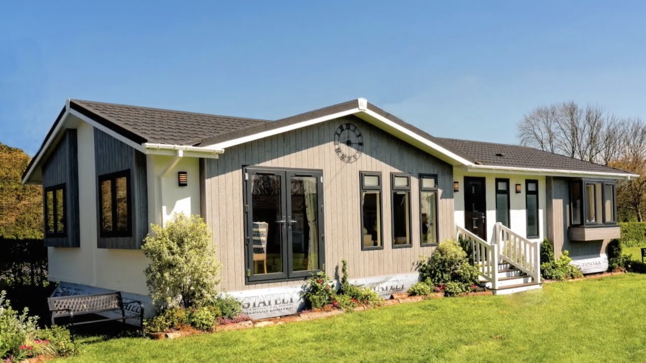 Amazing Luxury Chartwell Range Park Home from Stately-Albion - YouTube