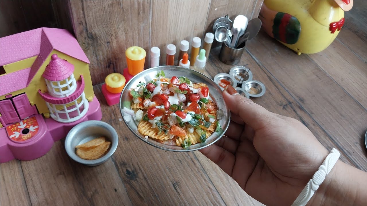 Mini Chips Chaat/Miniature Chaat Recipe/Lays chaat Recipe - YouTube
