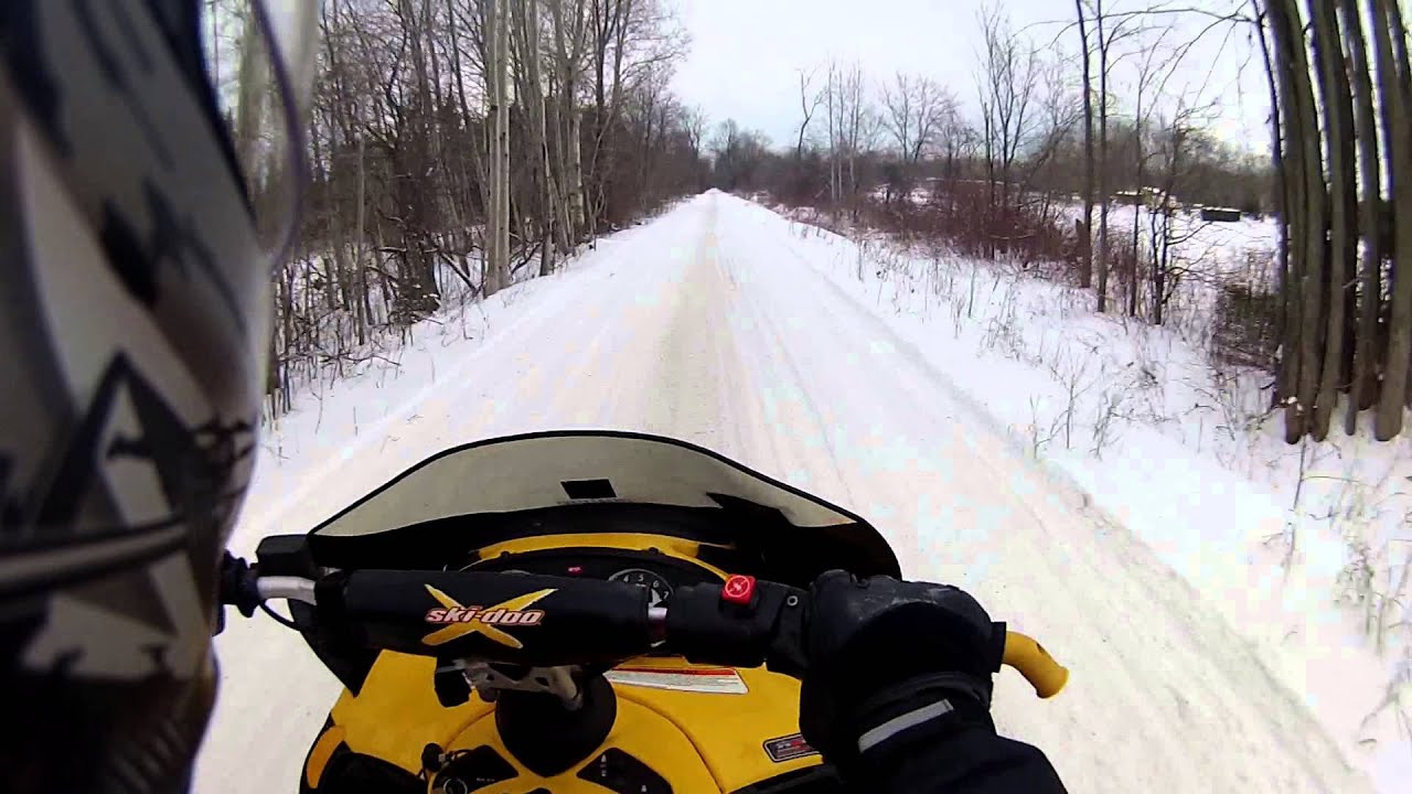Sledding for Noobs, 2001 Ski-Doo Mxzx 600 Trail ride towards Midland ...