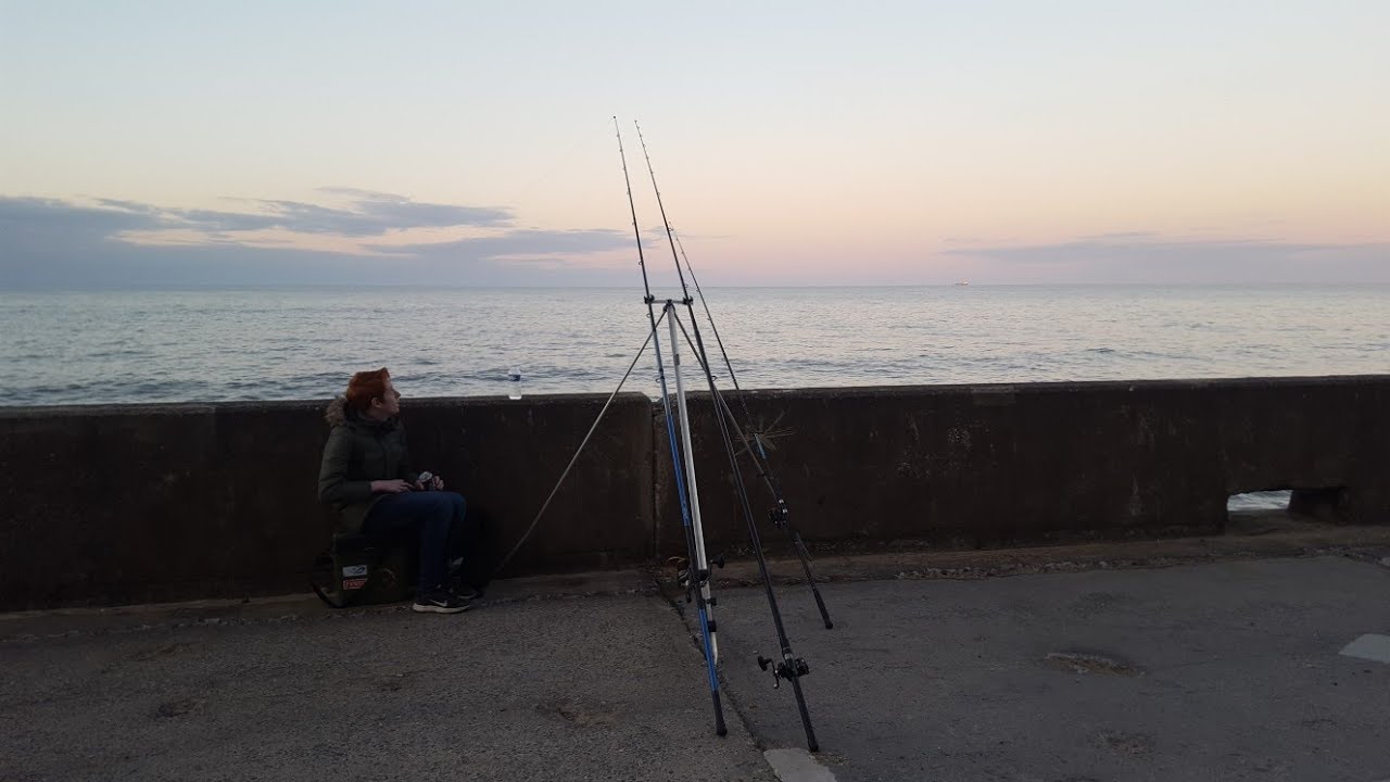 Sea Fishing - Hendon promenade (Lockdown Fishing) - YouTube
