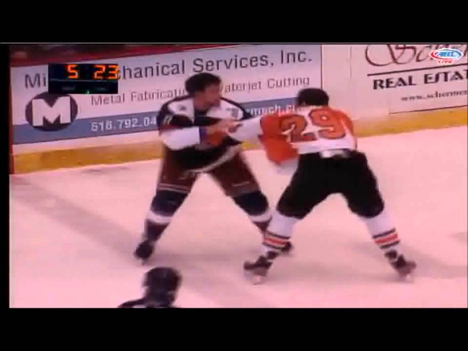 10-12-13 Derek Mathers vs. Dylan McIlrath - YouTube