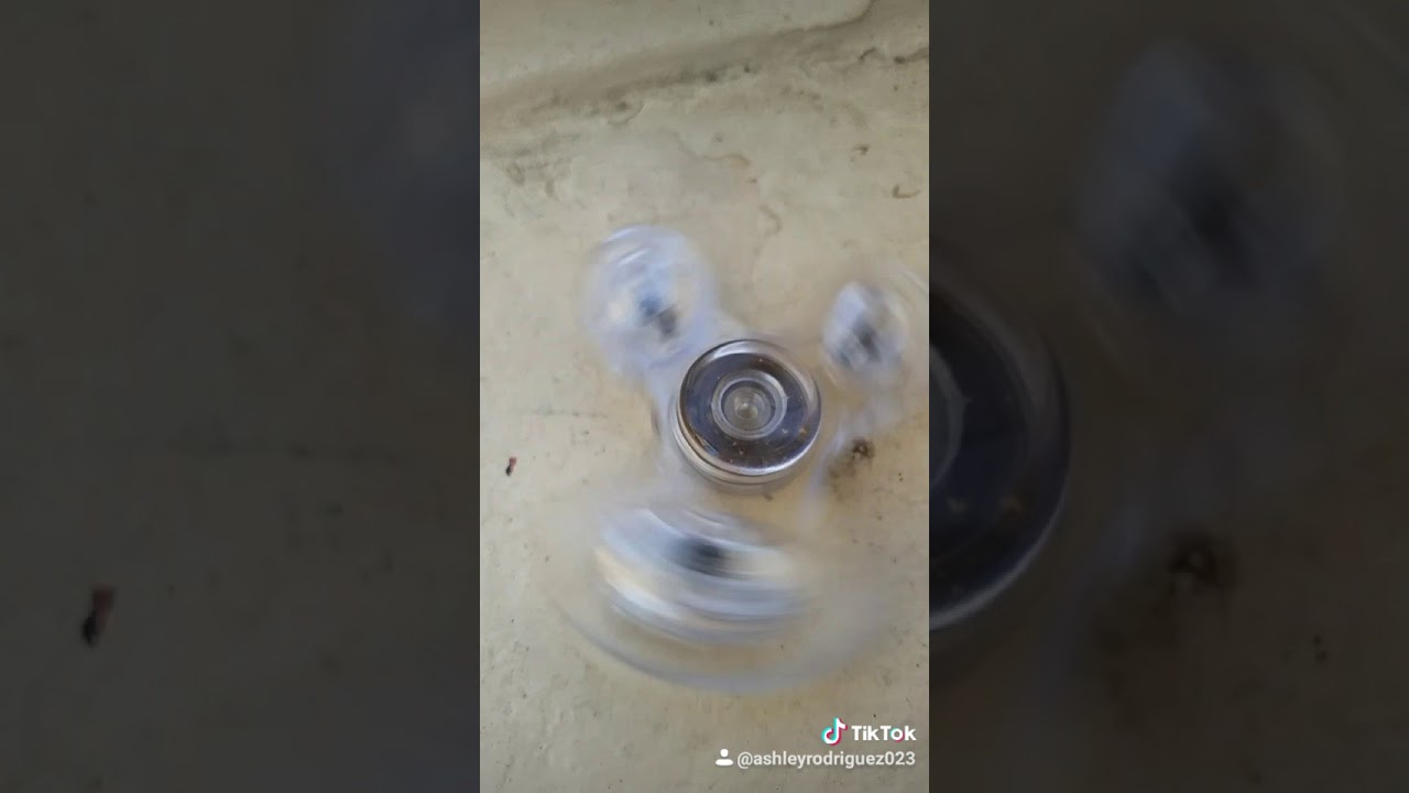 Fidget spinner video on tiktok - YouTube