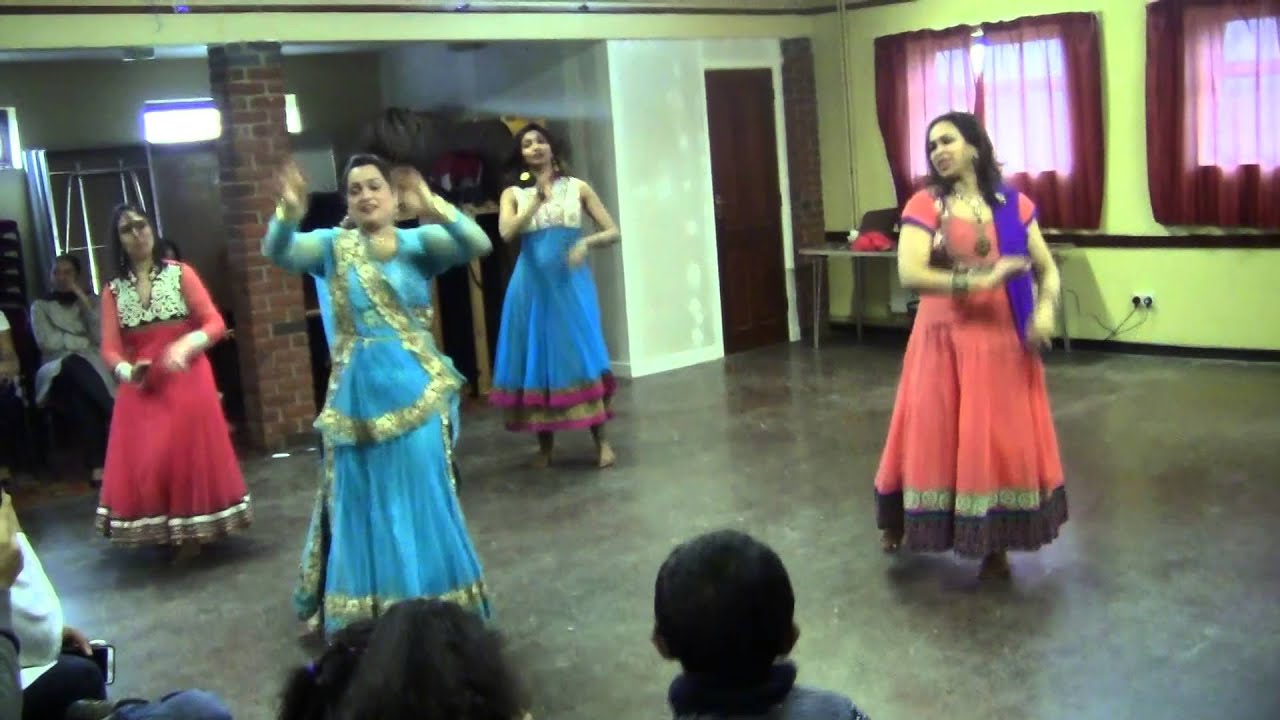 Holi Celebrations Dance - YouTube