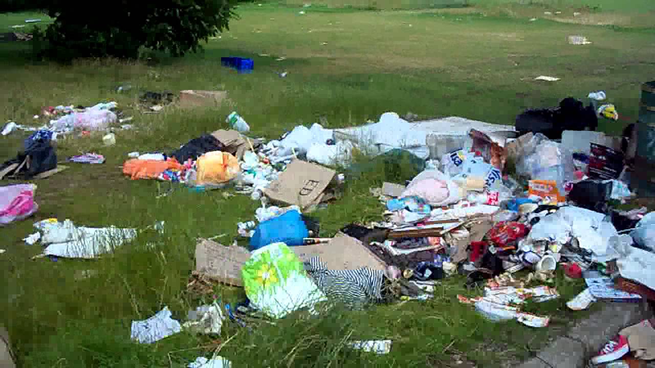 Travelers leave a stinking mess - YouTube