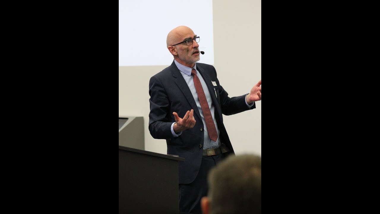 Prof. Dr. Pierre Tschannen: «… und dem Bürger zutraut, vernunftgemäss ...
