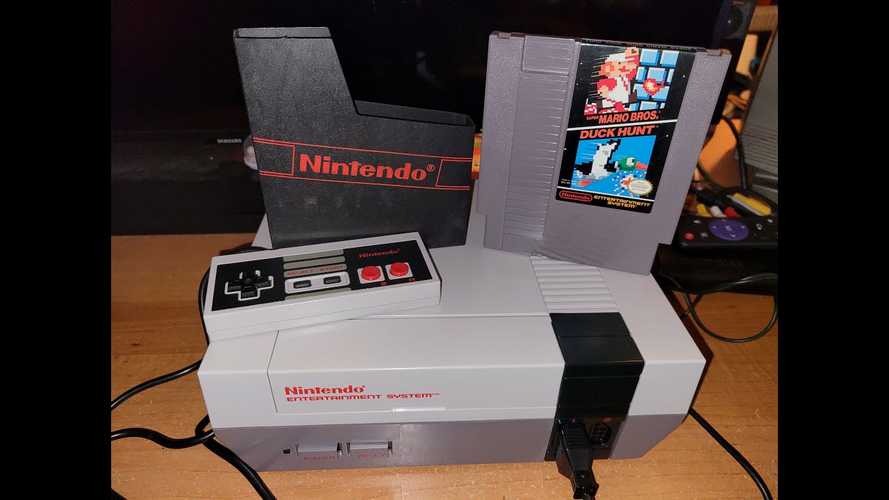 Fizzle Streams: Super Mario Bros. (On original NES hardware!) - YouTube