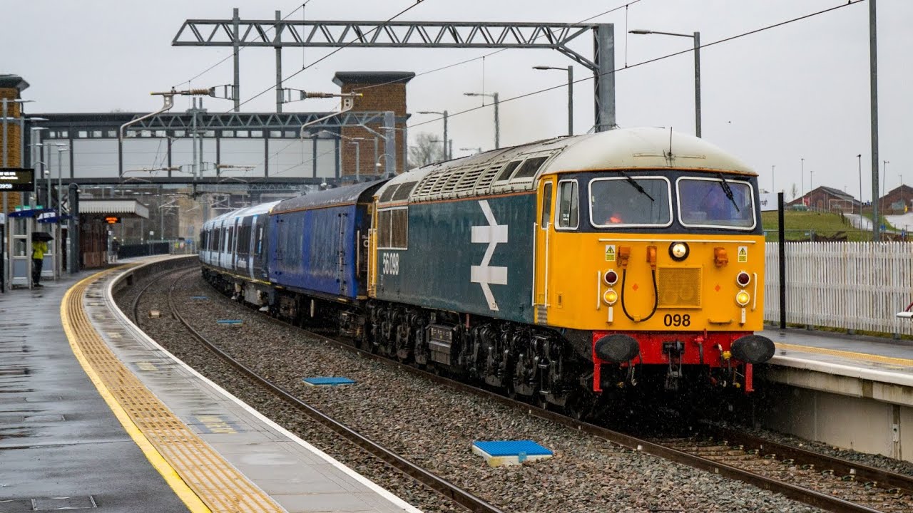 56098, SWR 701033 and 50007 passing Wellingborough 28th March 2023 ...
