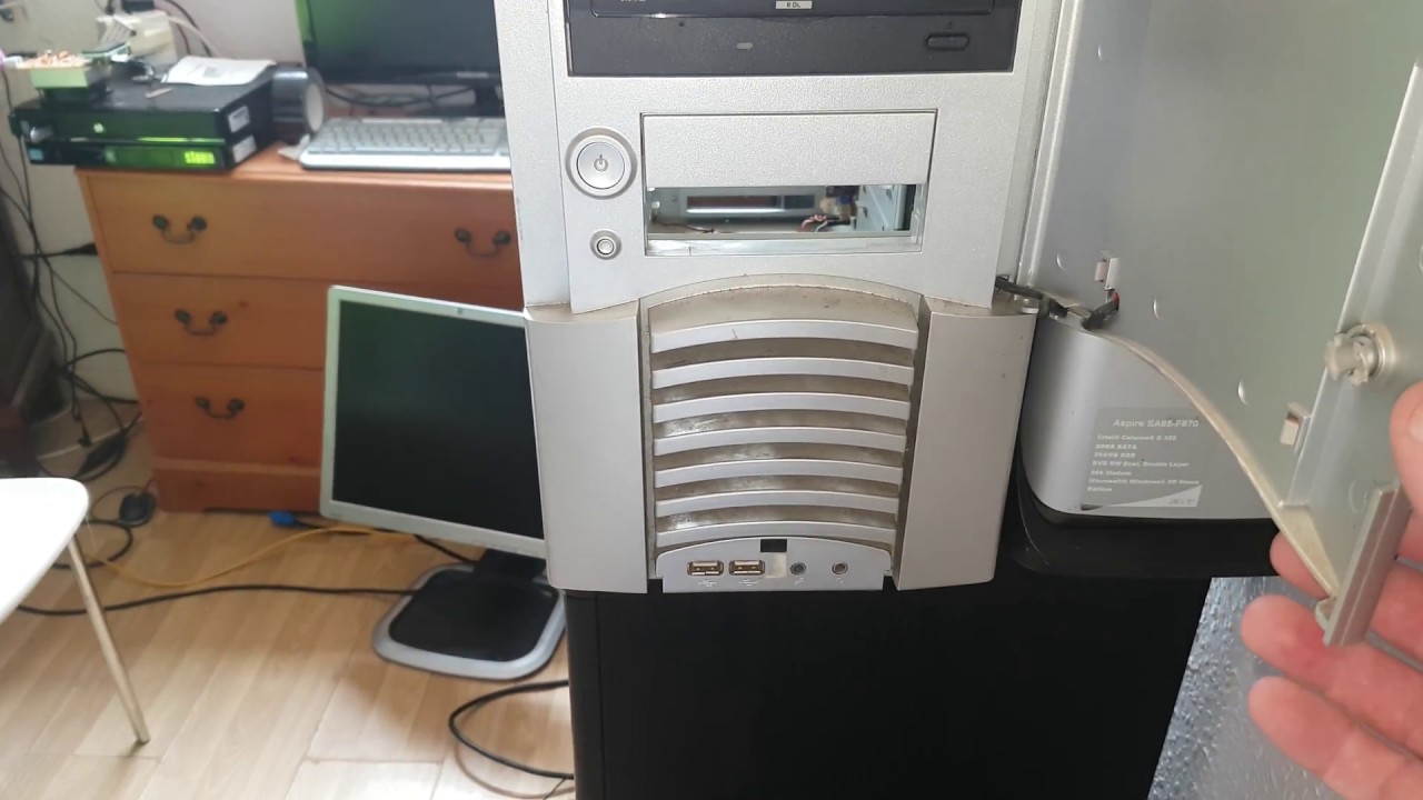 Old vintage Gaming Case PC Computer also has another dead motherboard ...