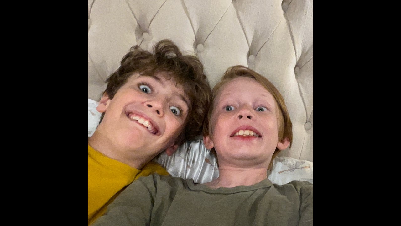 Dean The Bean Shorts Live Stream - YouTube