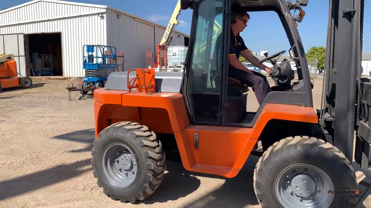 AUSA 4WD buggy forklift - YouTube
