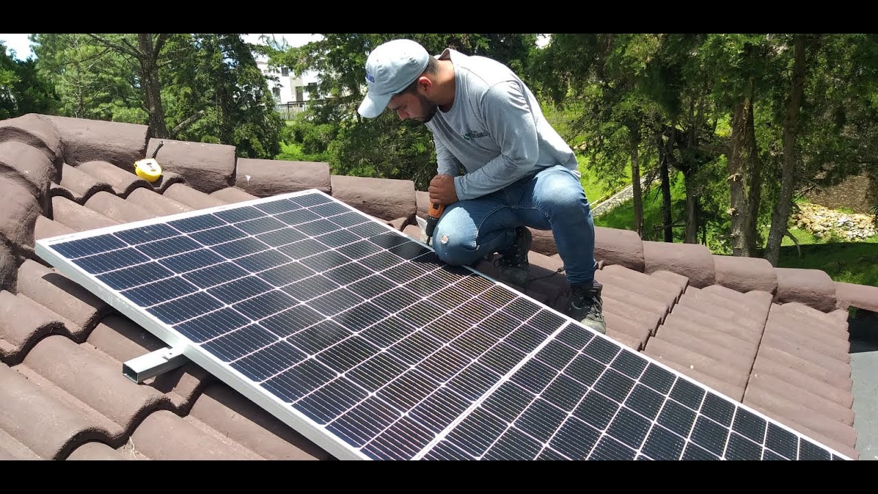 Instalación paneles solares Guatemala - YouTube