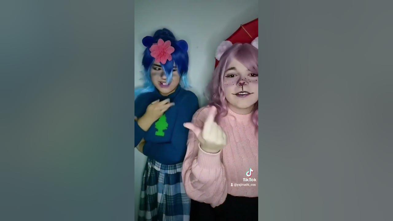 Duo with @yukuio Giggles & Pétunia from Happy three friends #cosplay # ...