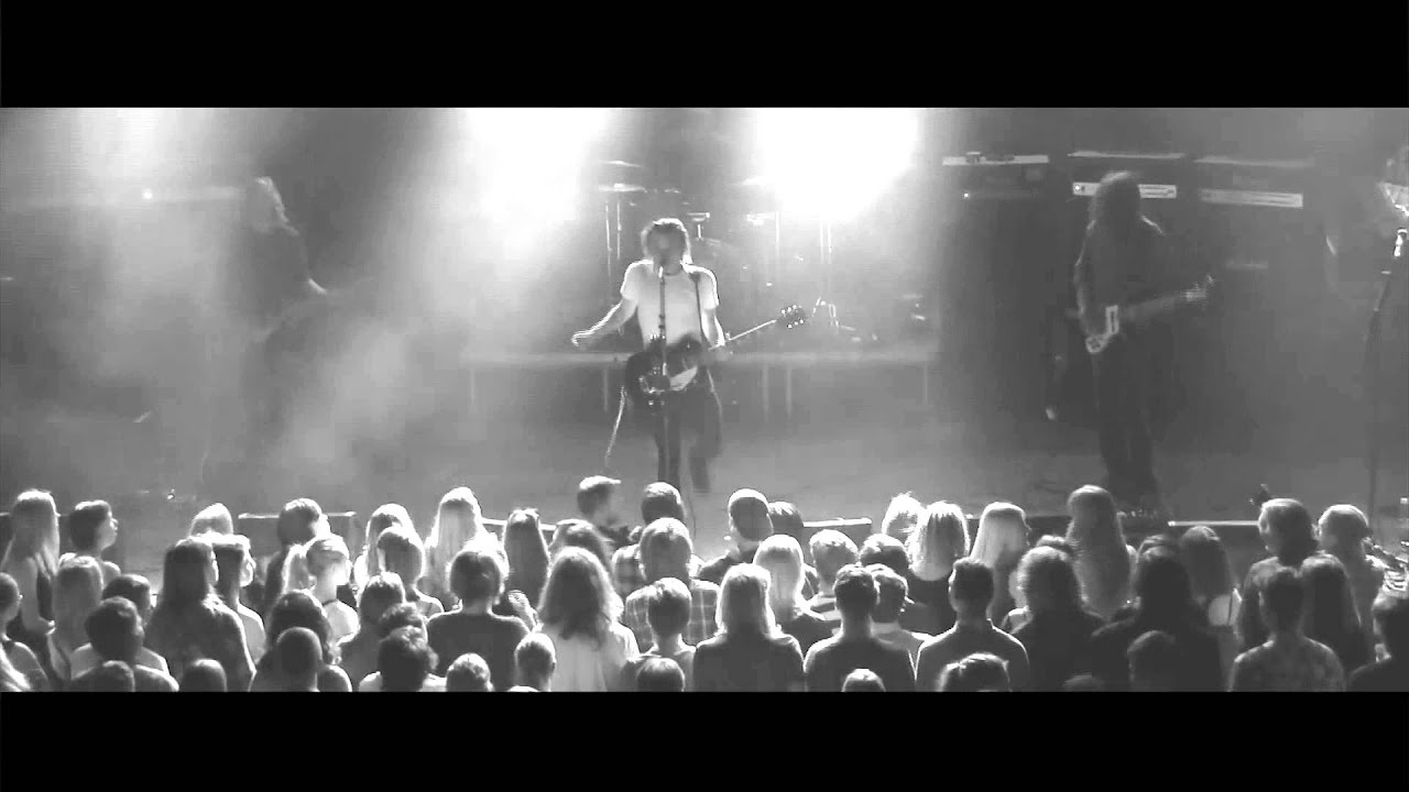 Dead Man Driving // Desolation @ VEGA - YouTube