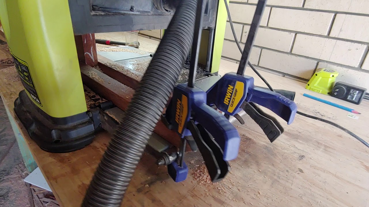 Simple fast way to use Ryobi thicknesser as a jointer - YouTube
