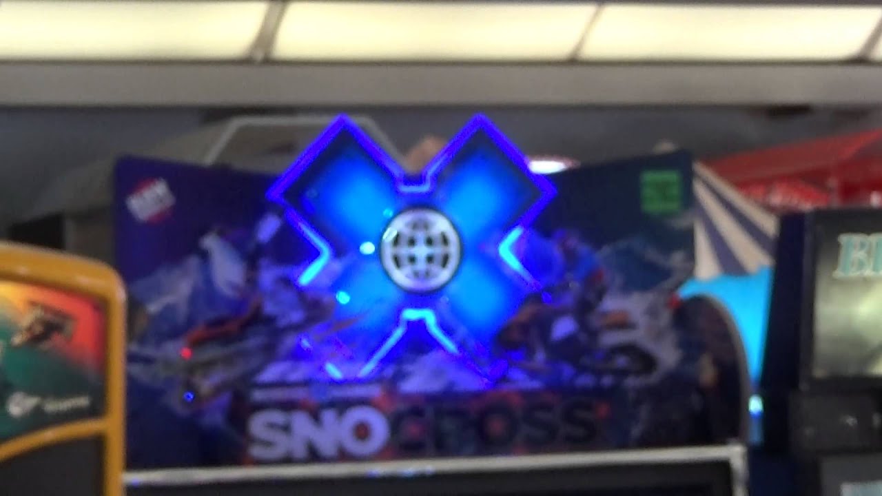 Tomorrowland Arcade Walkthrough - YouTube