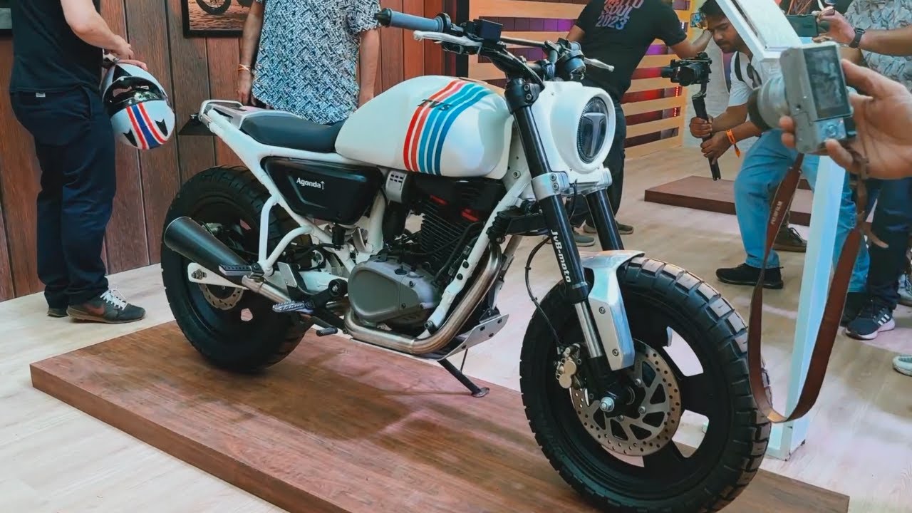 TVS Ronin Custom Bikes வந்தாச்சு | Detailed Walkaround | MotoSoul 2023 ...