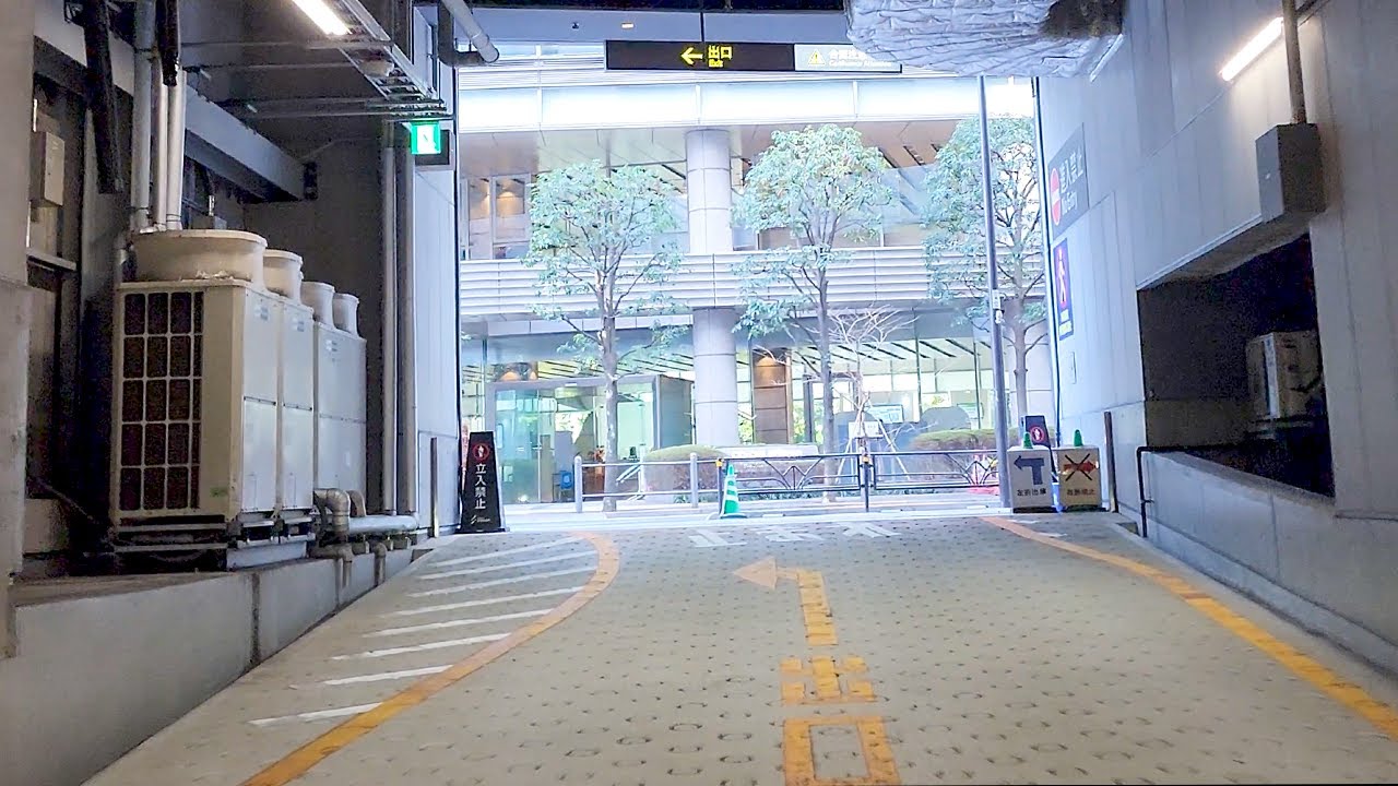 渋谷ストリーム駐車場『地下・機械式』出口から / From SHIBUYA STREAM parking lot exit - YouTube