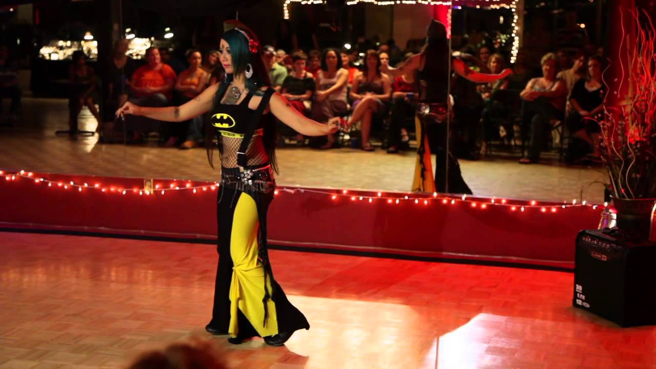 Edenia Archuleta The Event Dallas 2013 (Batman) - YouTube