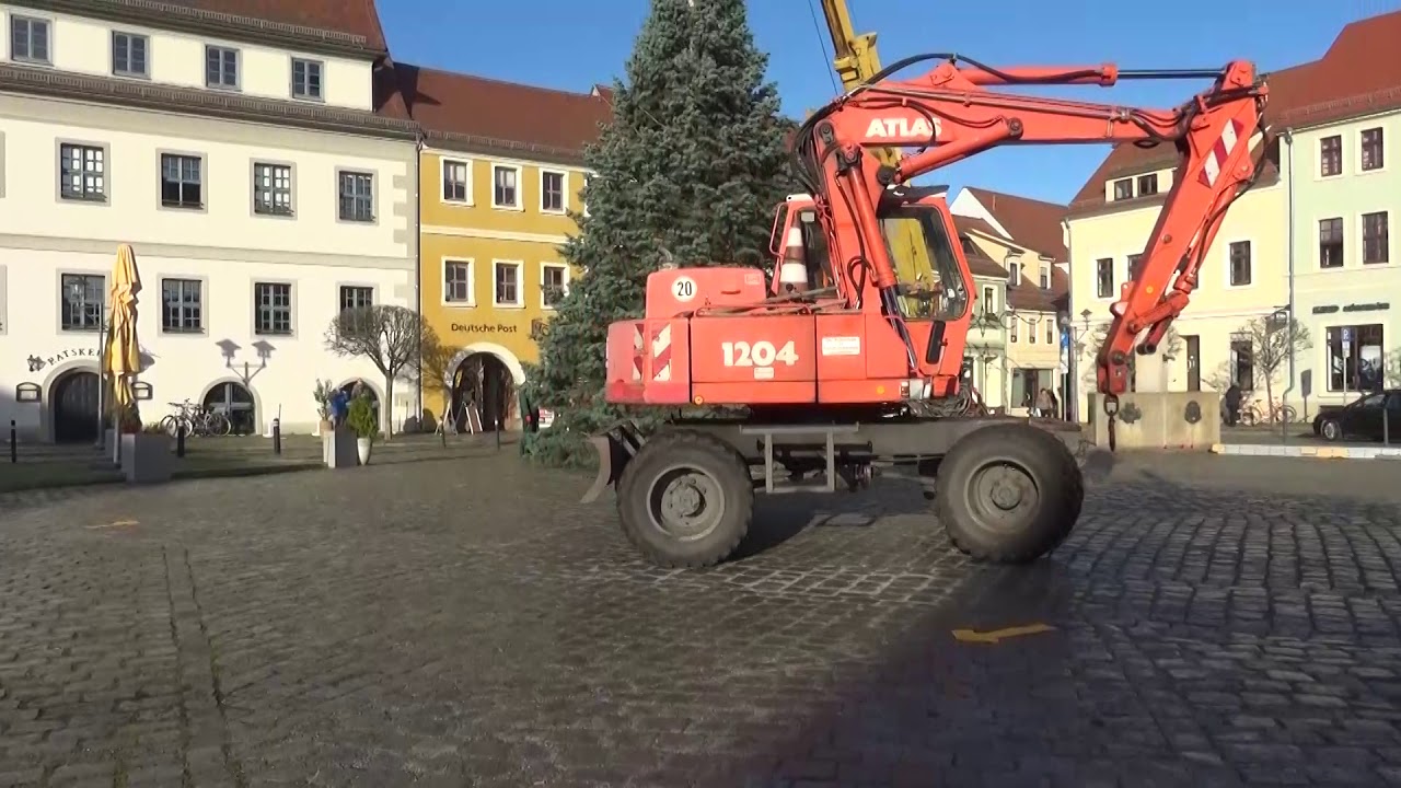 Hoyerswerda: Die Weihnachtsbäume stehen - LAUSITZWELLE - YouTube