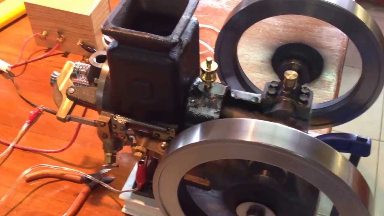 Olds Hit or Miss engine 1/2 scale (test run) - YouTube