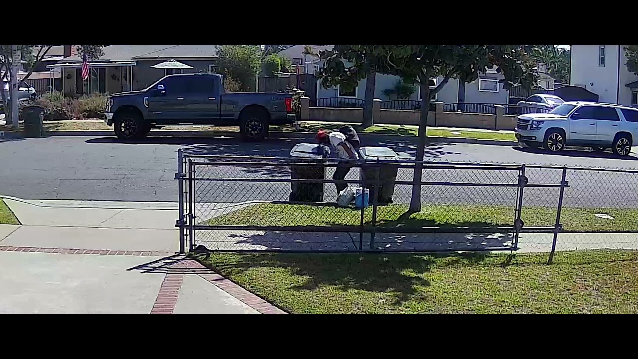 Homeless man defecating - YouTube