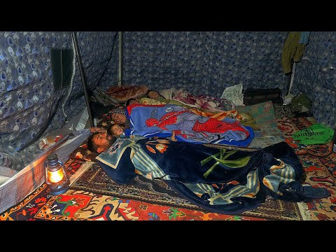 Full Day with a Nomad Family 🏕️🌄 | From Sunrise to Campfire in the Zagros Mountains 🐐🍞