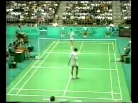 1996 Badminton SF - Dong Jiong vs Rashid Sidek pt 1 of 2 - YouTube