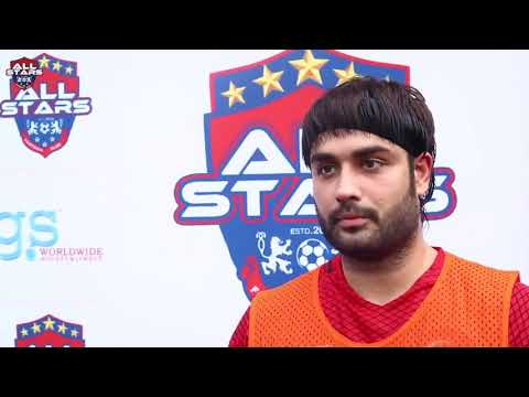 Vivian dsena football