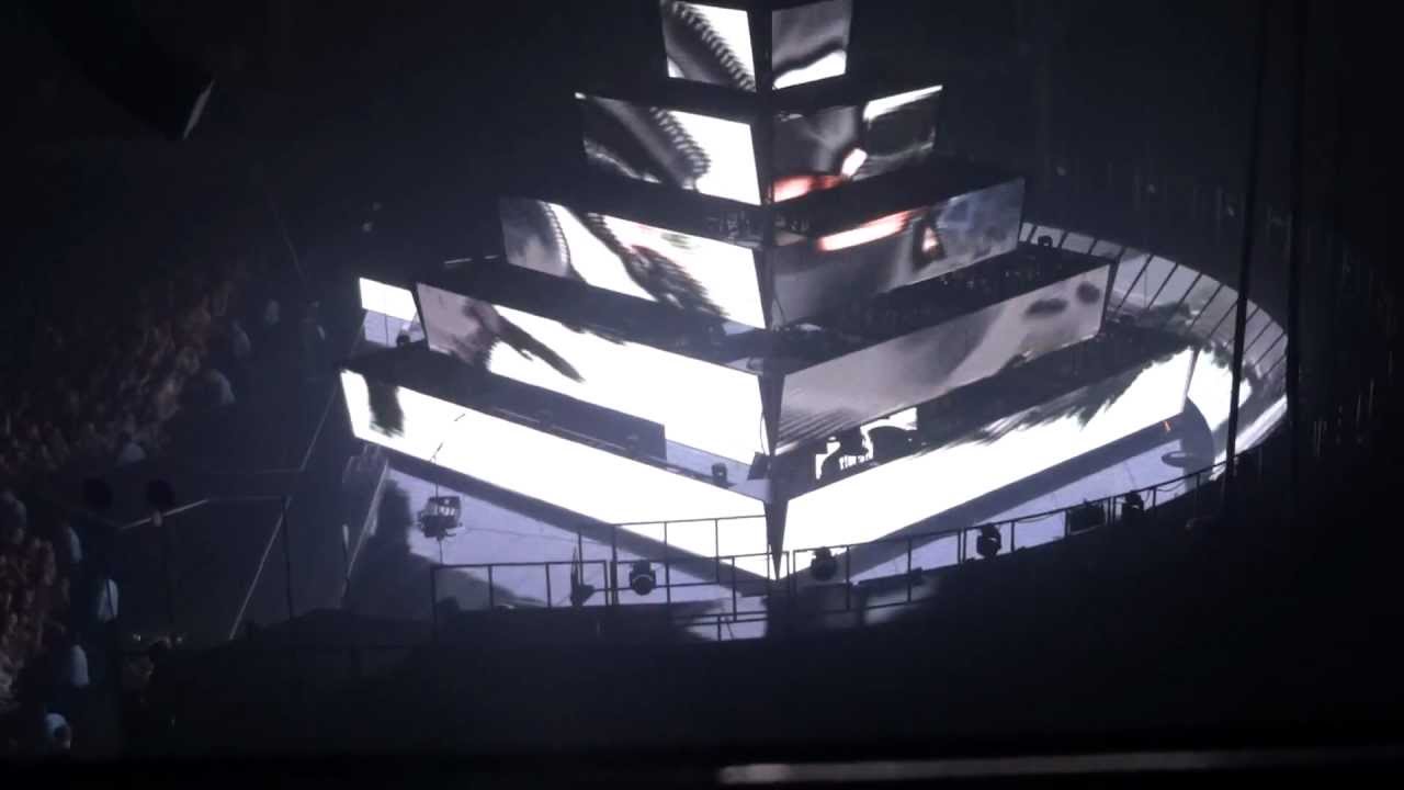 MUSE ISOLATED SYSTEM O2 ARENA, LONDON OCT 27TH 2012 live. HD - YouTube