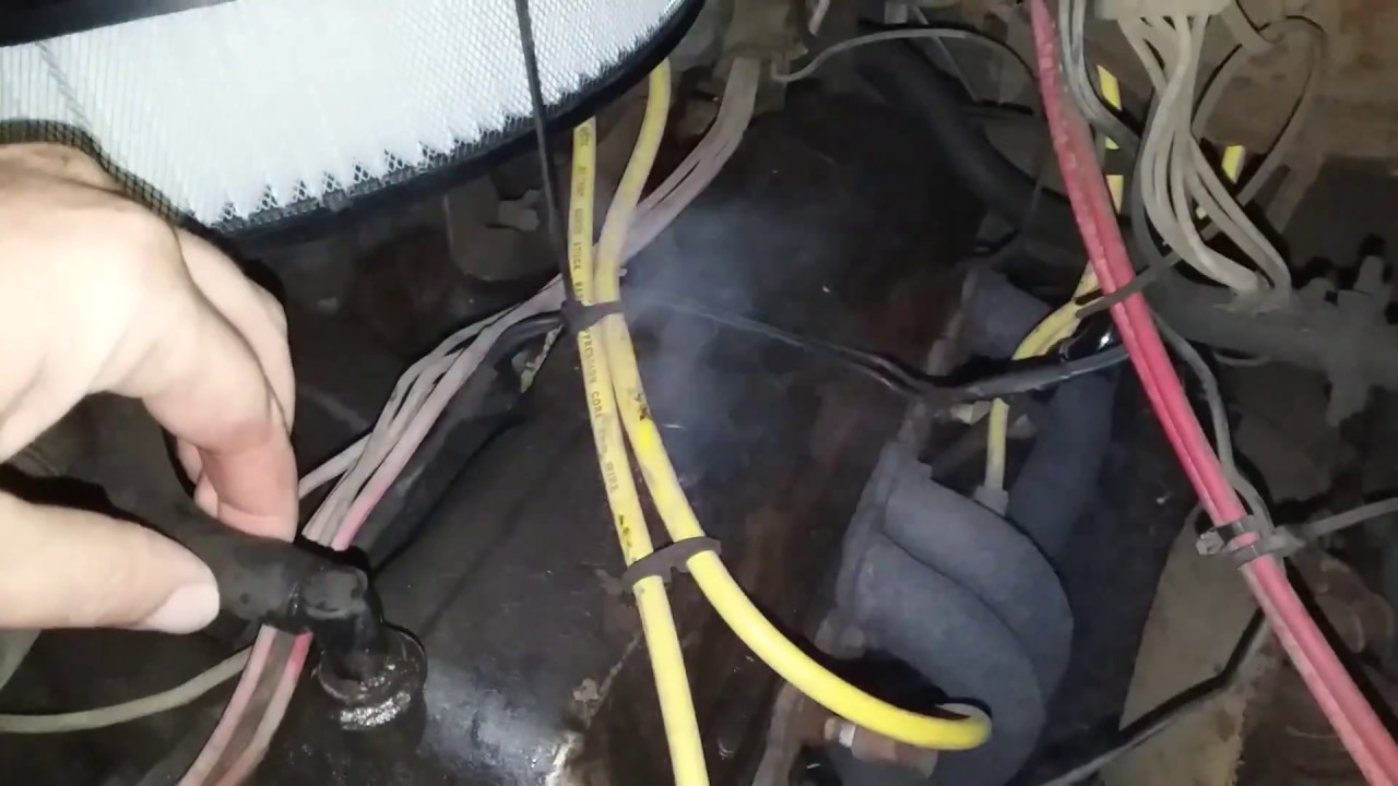 83 k20 350 crankcase vapor - YouTube