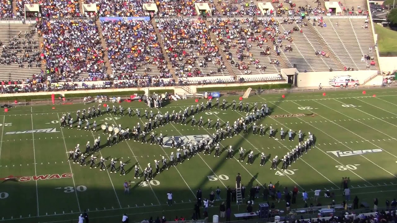 Jackson State University Marching Band (2012) Halftime - YouTube