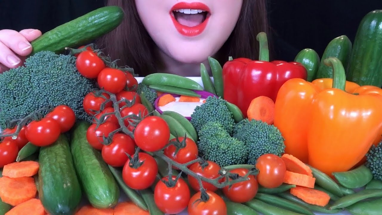 HEALTHY EATING ASMR Raw Veggie Platter - EXTREMELY SATISFYING Crunchy ...