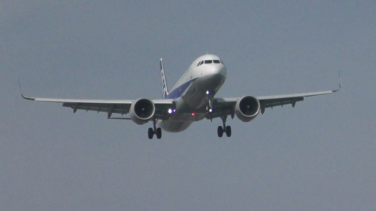 ANA A321 NEO Landing in a Crosswind at Haneda Airport in HDR - YouTube