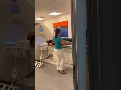 Schulter MRT🫣 #baustelle #fliesenleger #tiler #handwerk