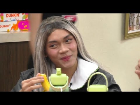 ESNYR AS CHARLOTTE! TALKING WITH CANADIAN PEOPLE! - YouTube