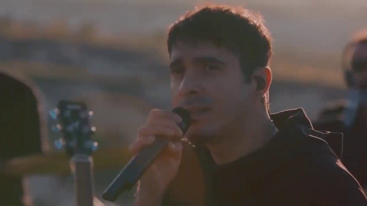 Gülpembe/Ferman Akgül ve Ethnic Band, Evde Bayram Konserleri Accordi ...