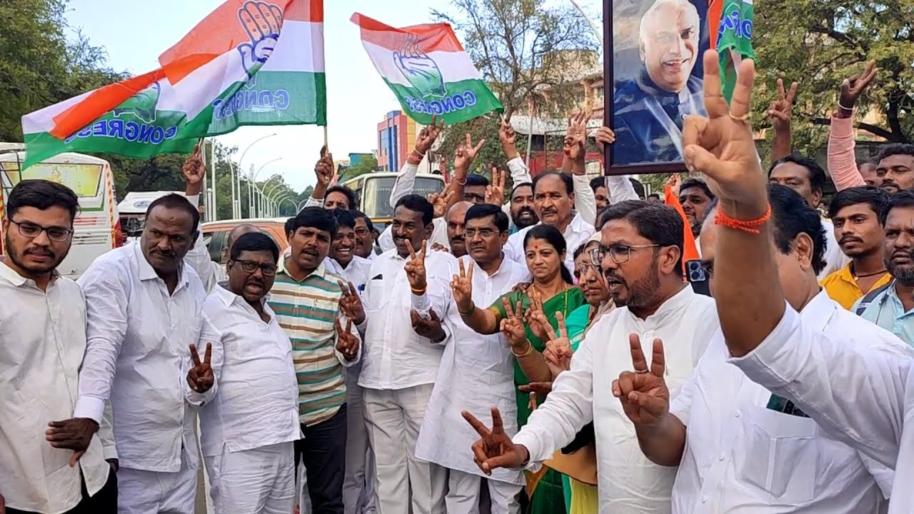 Congress Party Leaders The victory in Himachal Pradesh Celebration ...