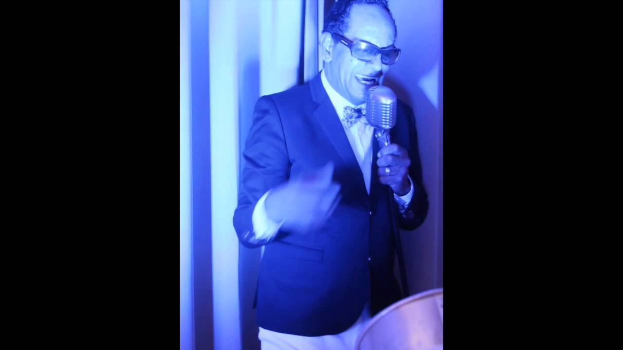 ALAN LANDRY THE VOICE OF MONACO TRY A LITTLE TENDERNESS - YouTube